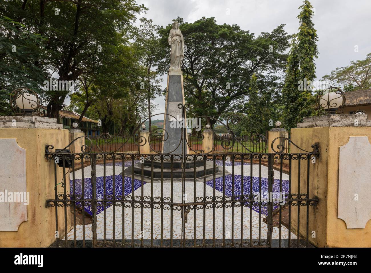 The saviour of the world high school hi-res stock photography and images - Alamy