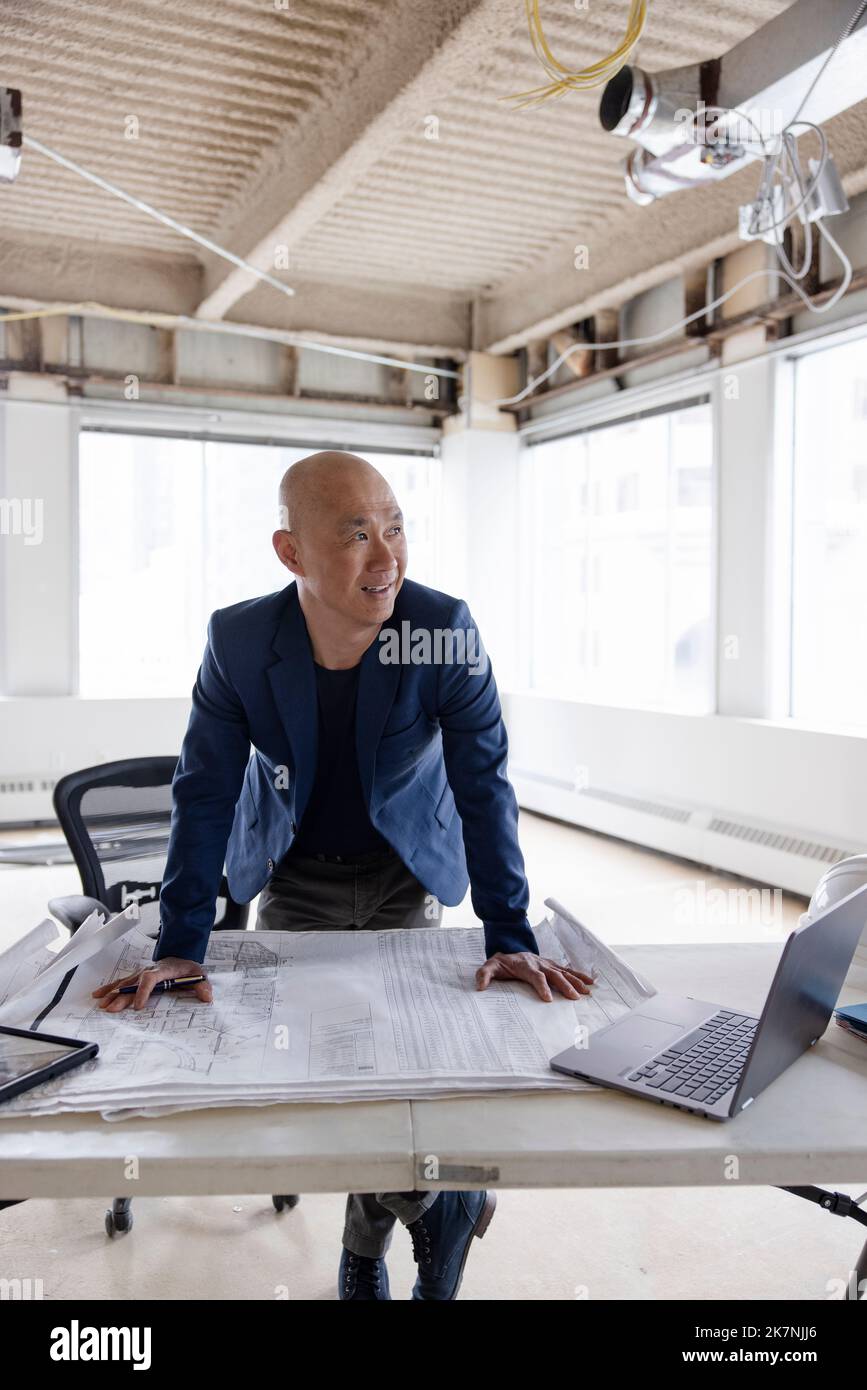 Connection planning hi-res stock photography and images - Alamy