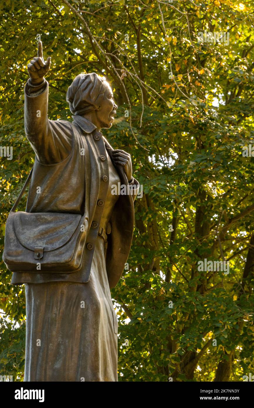 Harriet Ross Tubman memorial in Bristol PA Stock Photo - Alamy