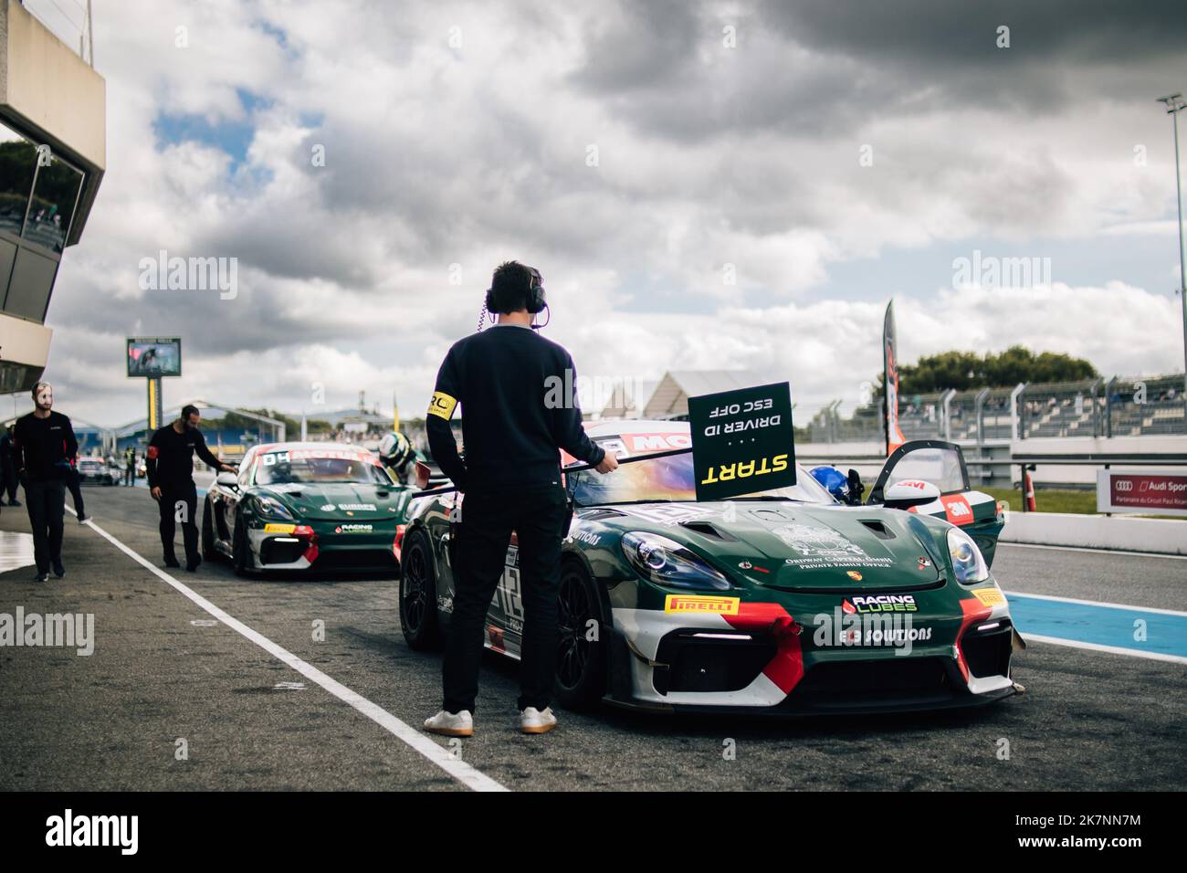 121 BURET Timothé, CAMPBELL Christopher, K-Worx, Porsche 718 Cayman GT4 ...