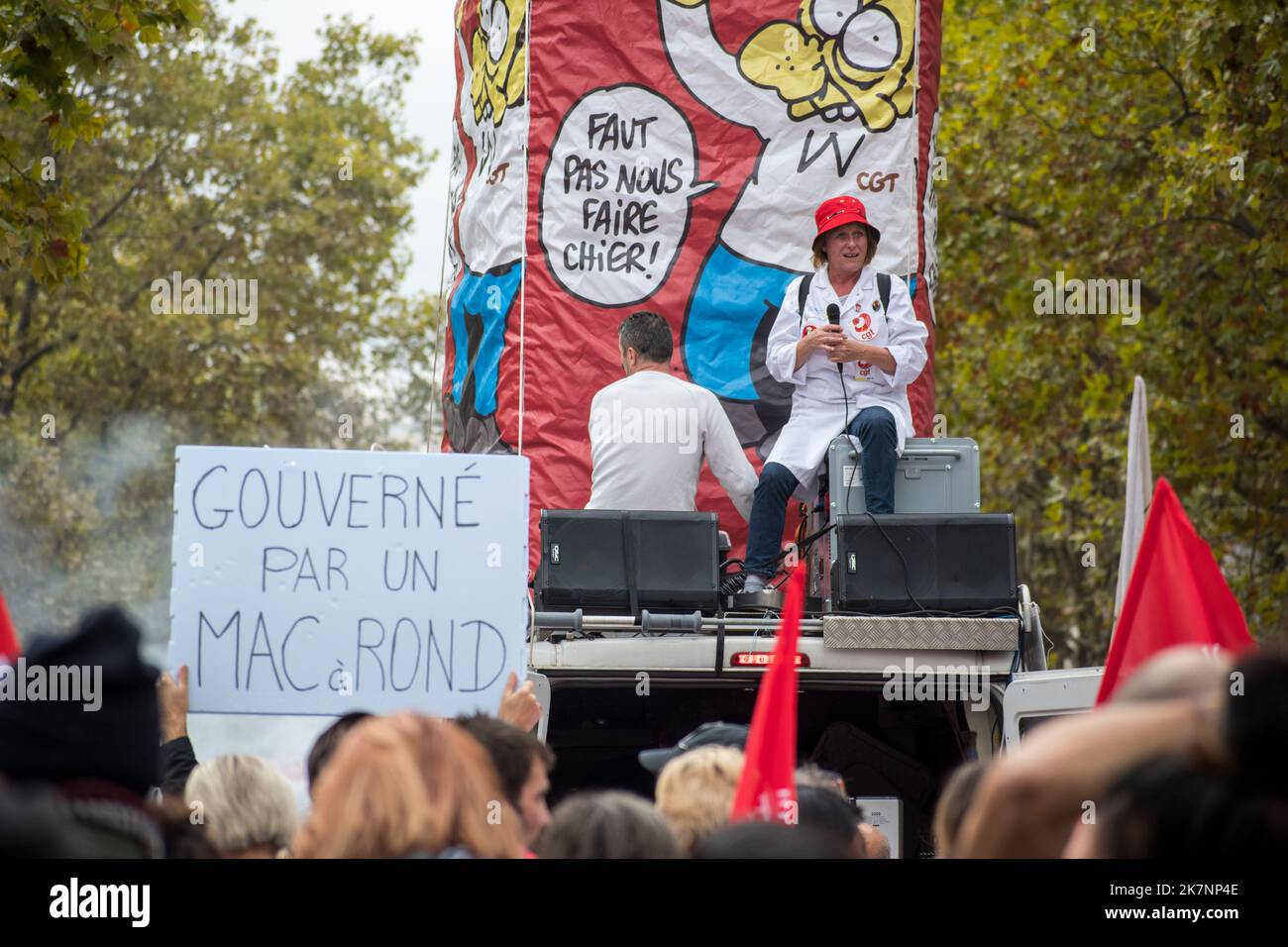 Paris march 2022 hi-res stock photography and images - Alamy