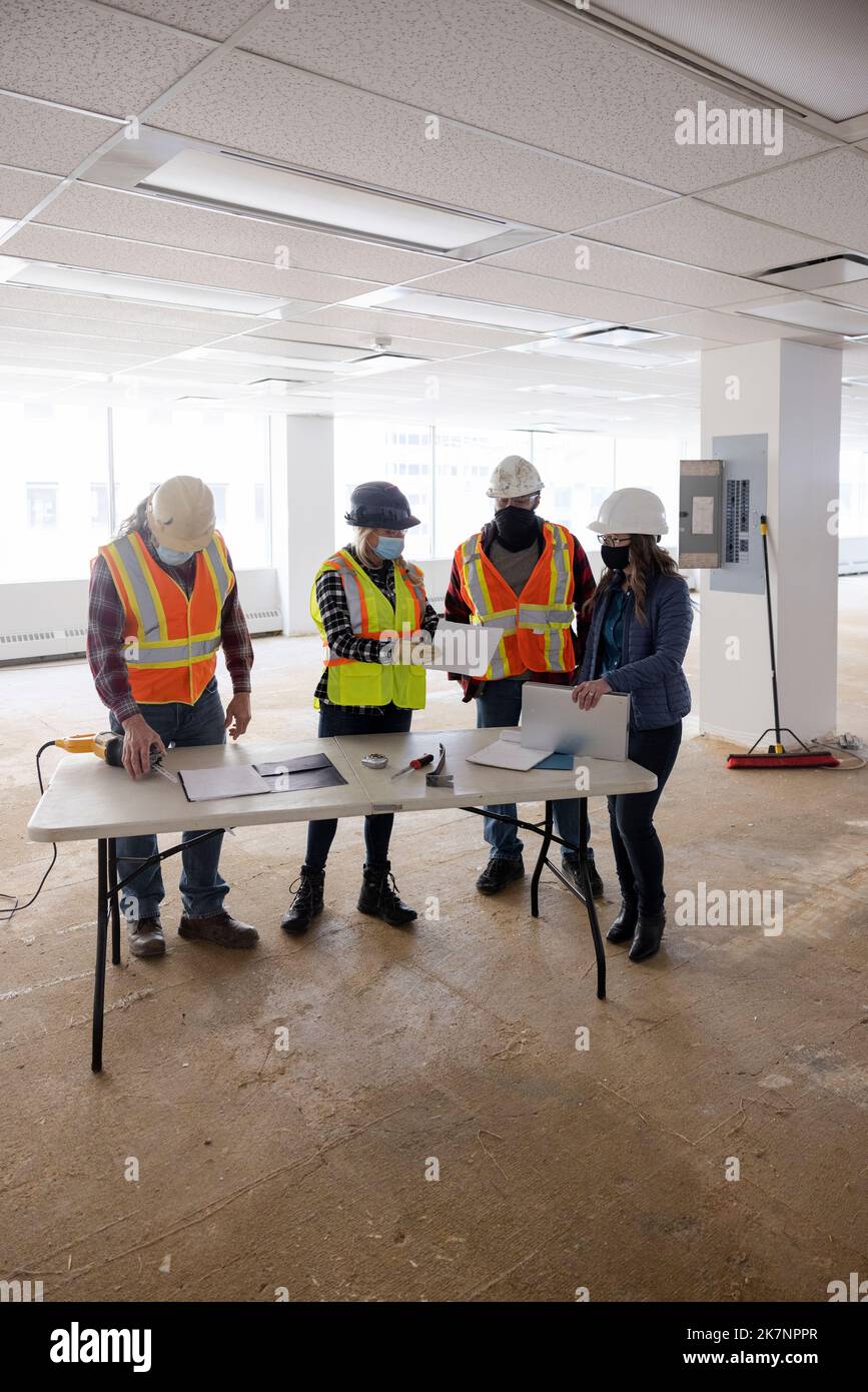 Construction office team hi-res stock photography and images - Alamy