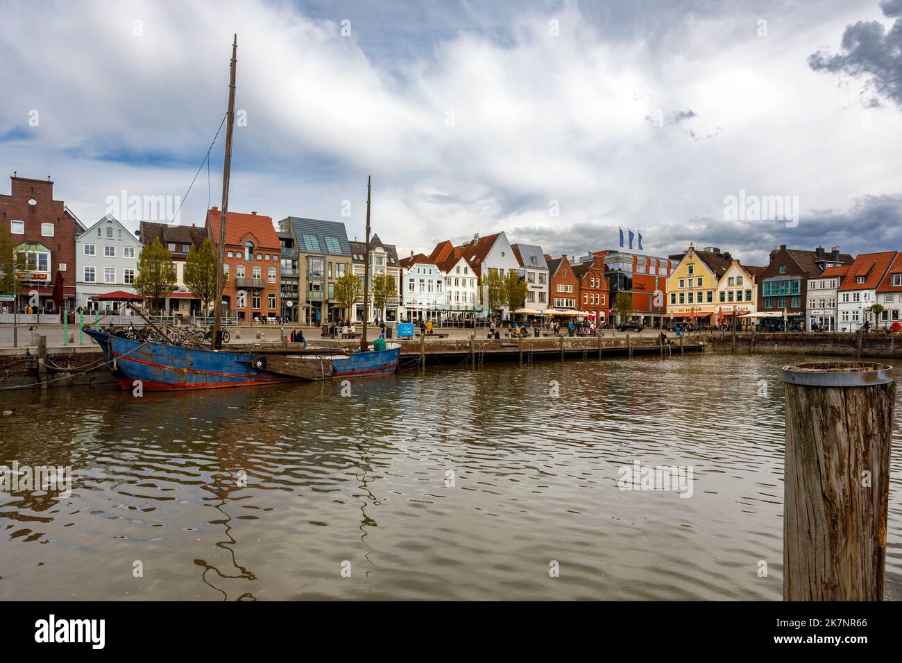 Historische stadt kai hi-res stock photography and images - Alamy
