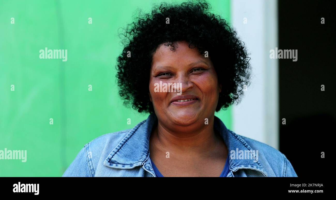 Happy hispanic person. real life casual people. smiling joyful woman ...