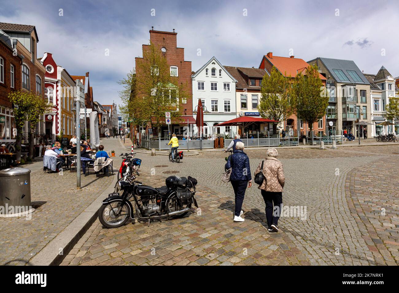 Menschen am bau hi-res stock photography and images - Alamy