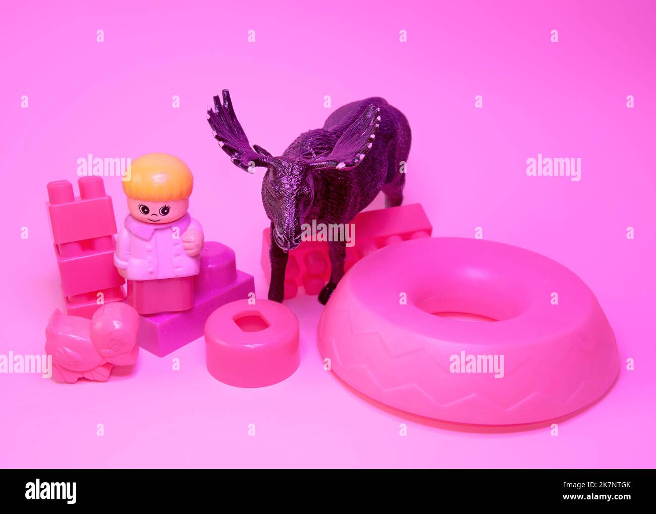 Pink toys hi-res stock photography and images - Alamy