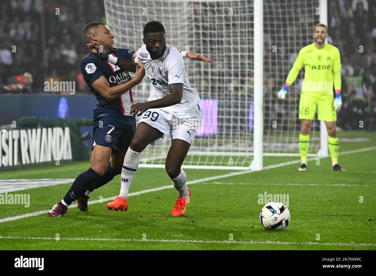 Julien Mattia / Le Pictorium - PSG - Marseille - 16/10/2022 - France ...