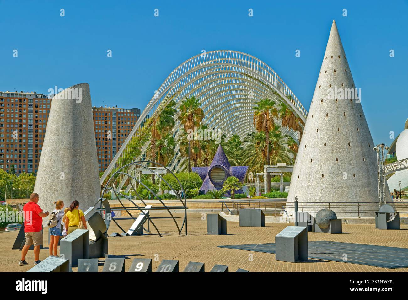 Umbracle sculptures hi-res stock photography and images - Alamy