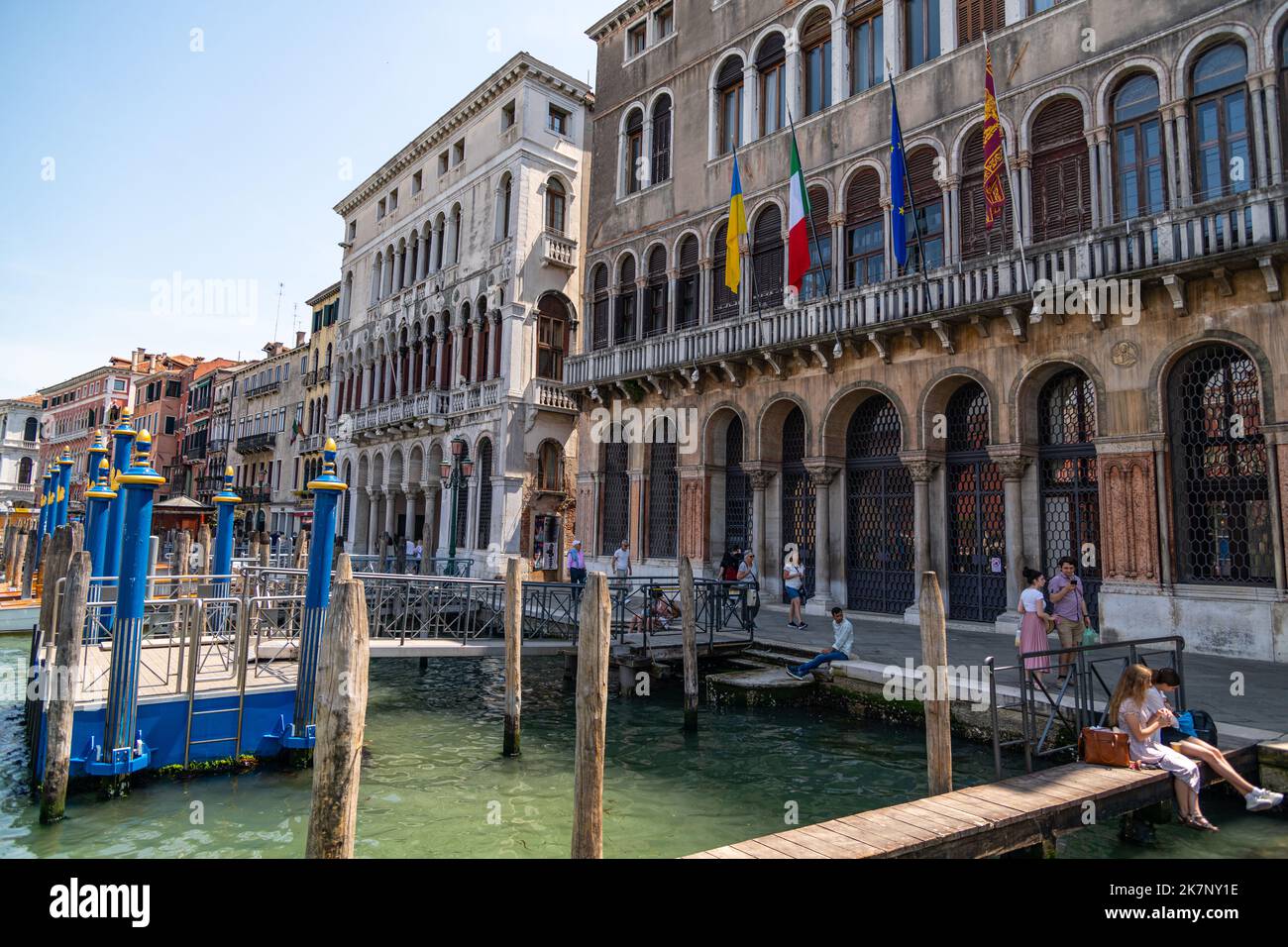 Architecture dock hi-res stock photography and images - Alamy