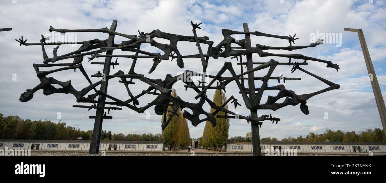 Dachau, Germany. 18th Oct, 2022. The bronze sculpture "People in the ...