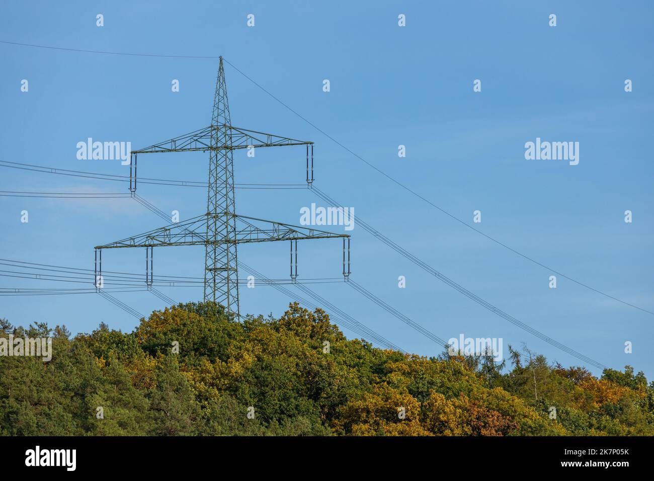 Powerline utility hi-res stock photography and images - Alamy