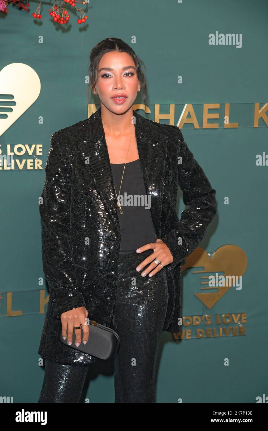 Hannah Fallis Bronfman attends the God's Love We Deliver 16th Annual ...