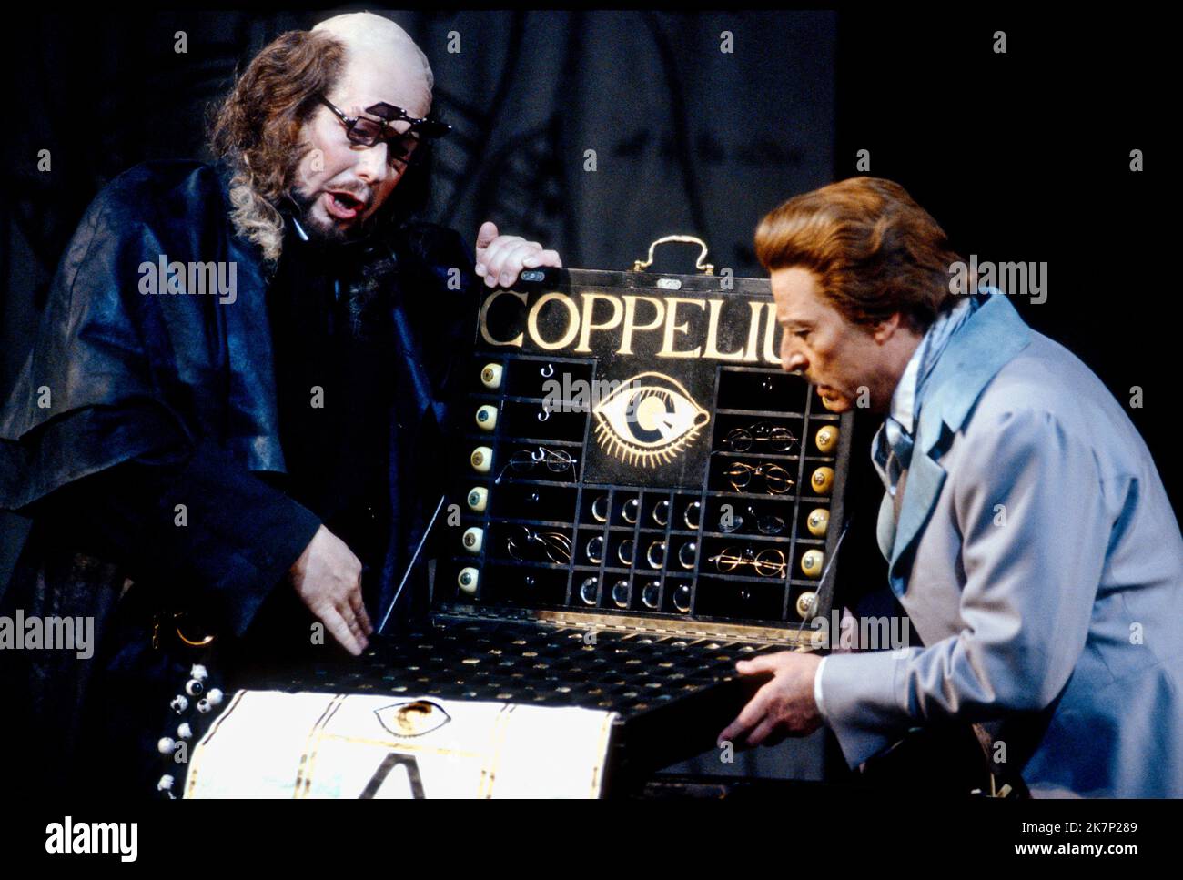 l-r: James Morris (Coppelius), Alfredo Kraus (Hoffmann) in LES CONTES D ...