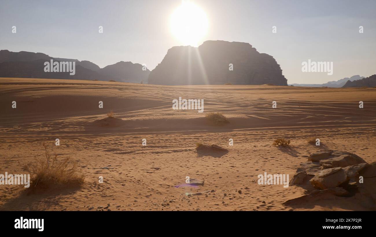 Sun flare in the desert hi-res stock photography and images - Alamy