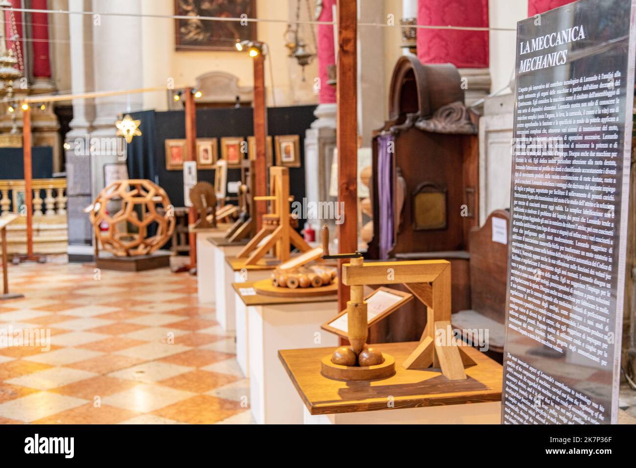 A display of the inventions of Leonardo da Vinci in the da Vinci Museum ...