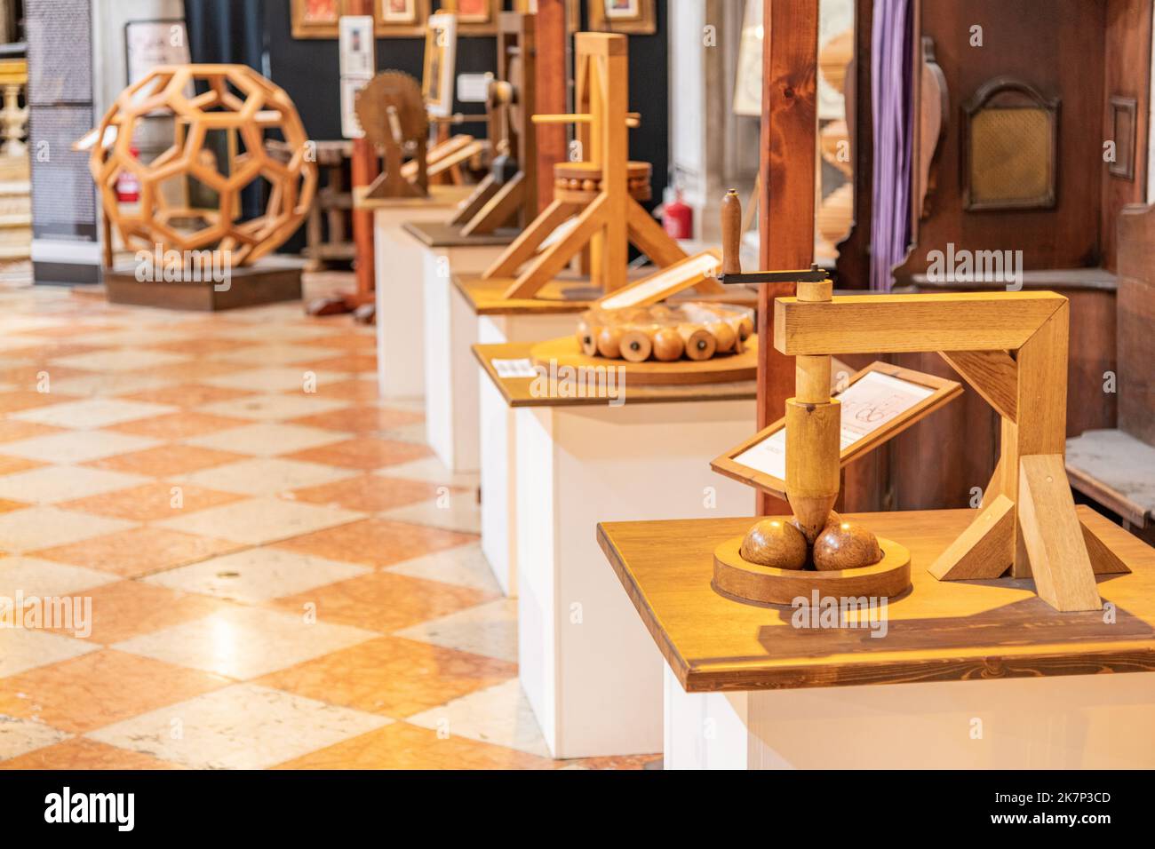 A display of the inventions of Leonardo da Vinci in the da Vinci Museum ...