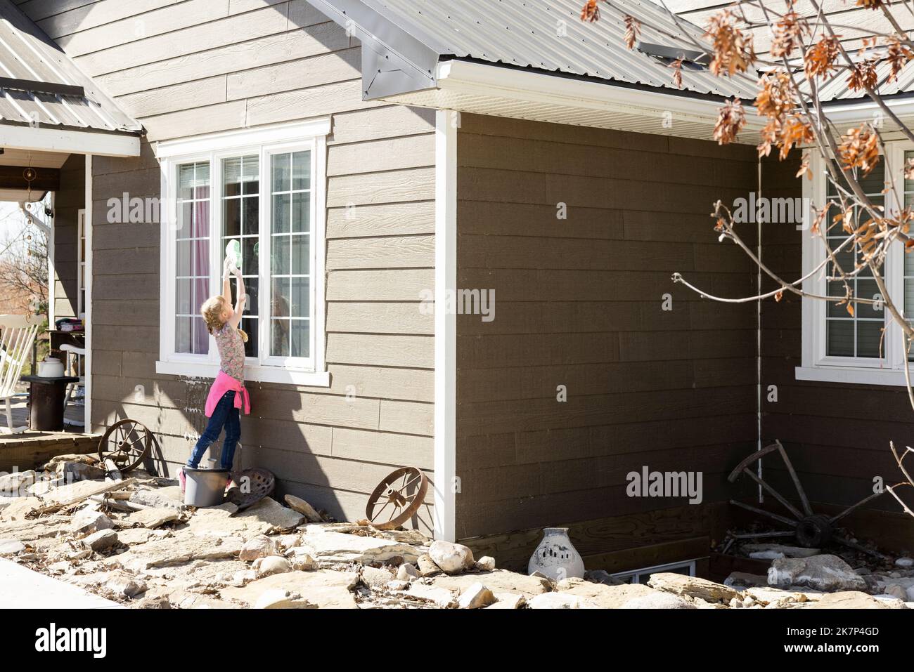Cleaning the front yard hi-res stock photography and images - Alamy