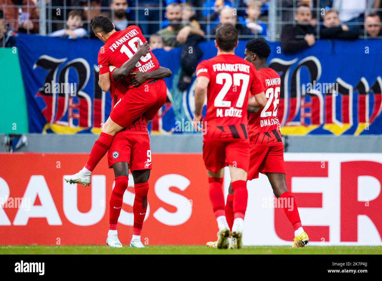 Stuttgart, Germany. 18th Oct, 2022. Soccer: DFB-Pokal, Stuttgarter ...