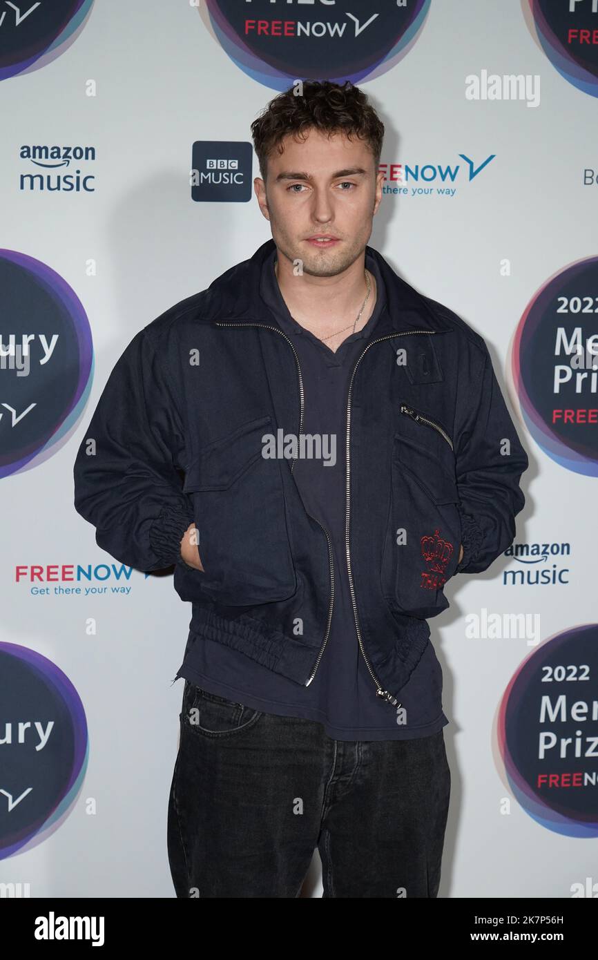 Sam Fender attends the Mercury Prize 2022 awards show at the Eventim ...