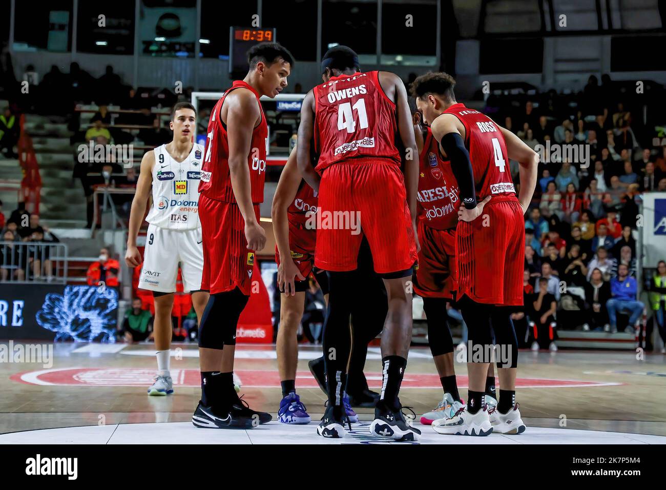 Justin Reyes #12 of Pallacanestro Varese OpenJobMetis and Roster of ...