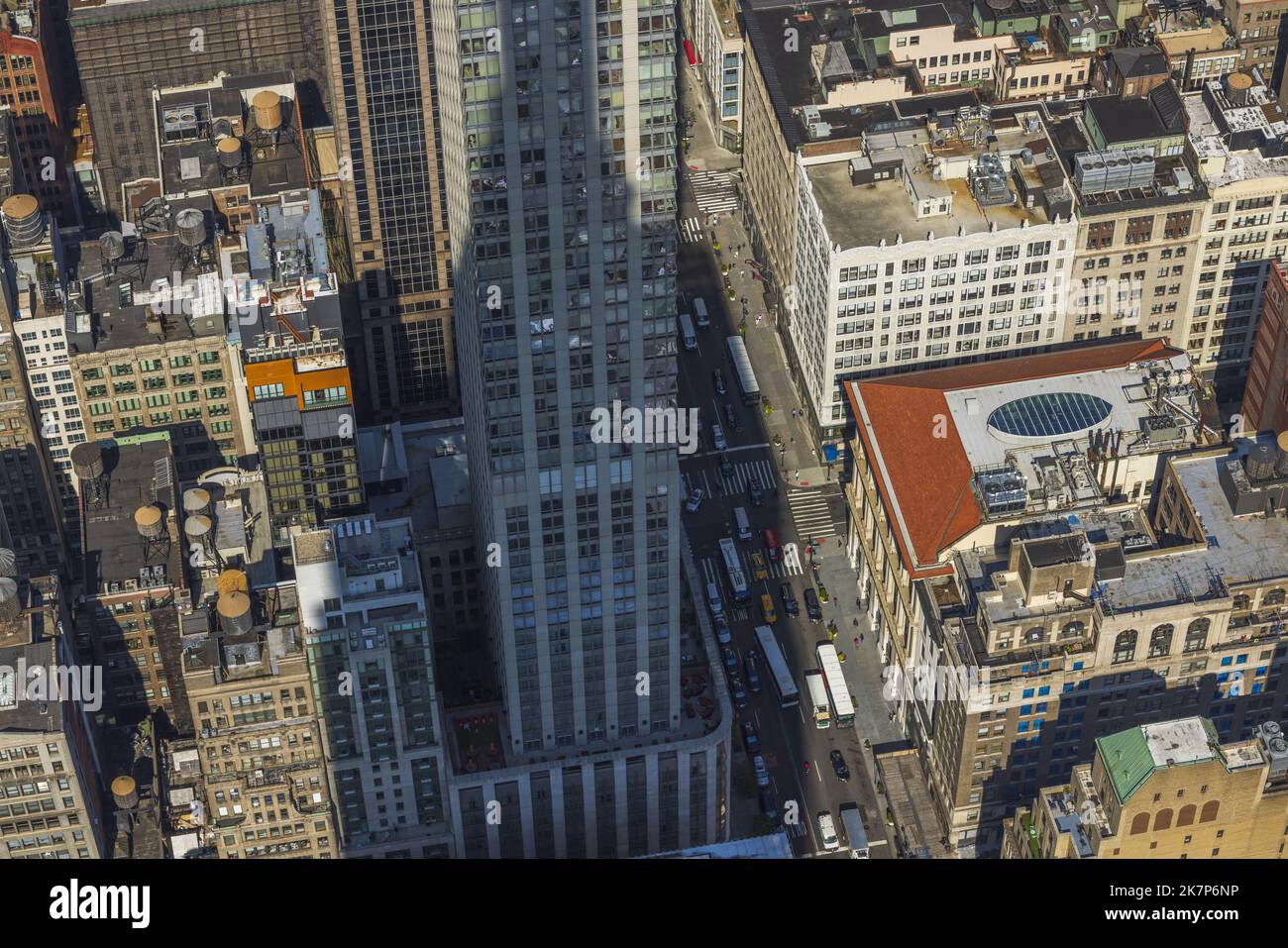 Beautiful view of shadow of Empire State Building tower on Manhattan's ...