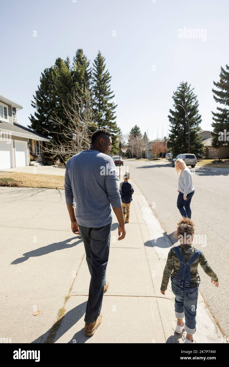 Children walking pavement canada hi-res stock photography and images ...