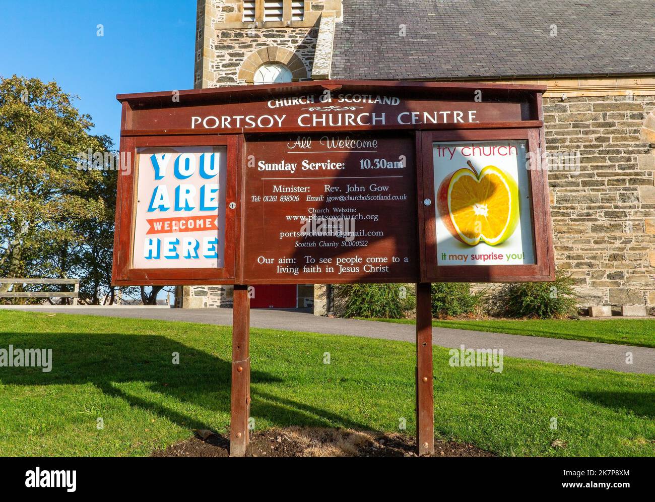 Portsoy church centre hi-res stock photography and images - Alamy