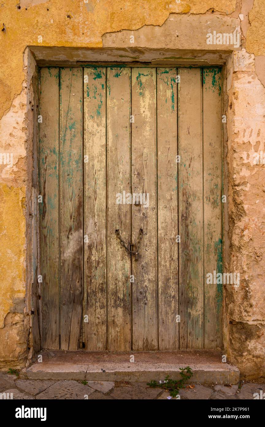 Ochre painted house hi-res stock photography and images - Alamy