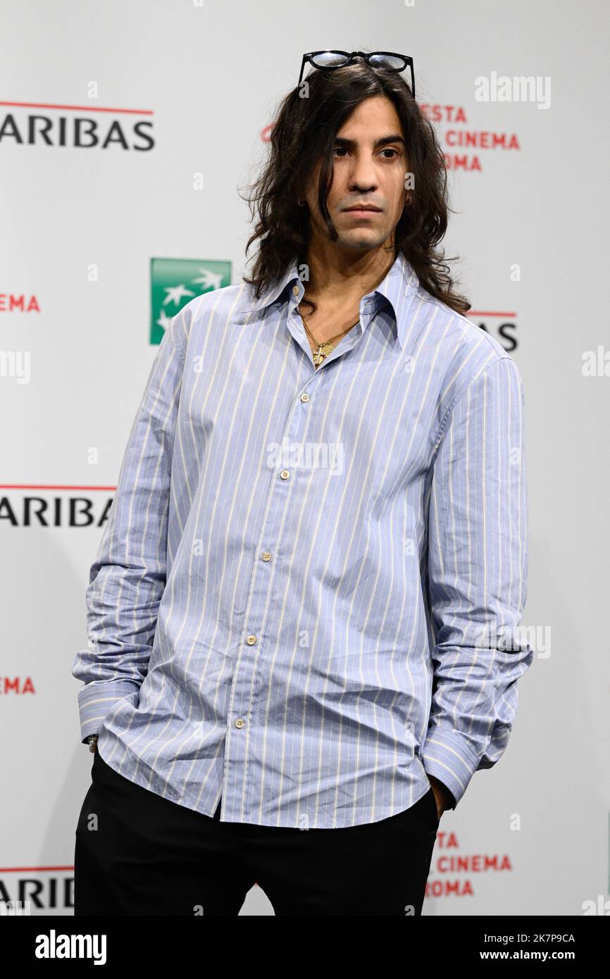 ROME, ITALY - OCTOBER 18: Tedua attend the photocall for "L'Ombra Di ...