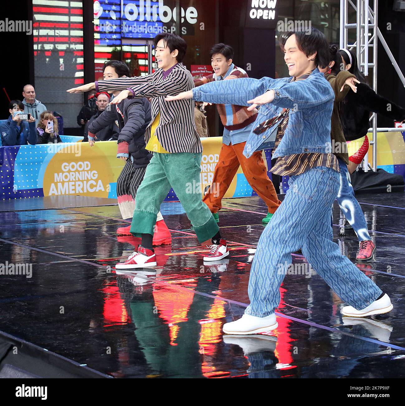 New York, NY, USA. 18th Oct, 2022. The cast of Broadway's KPOP perform ...