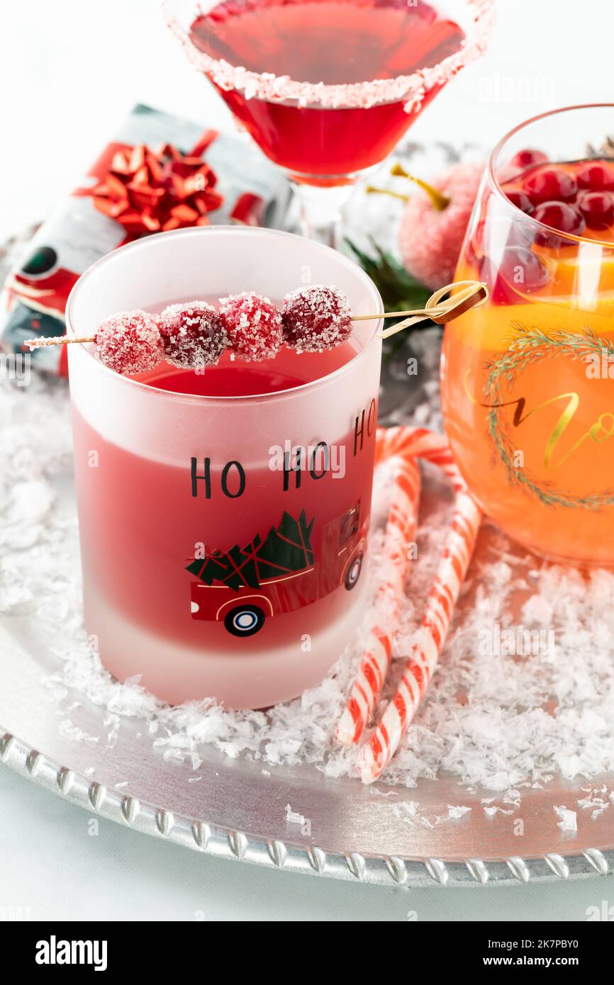 Serving liquor hi-res stock photography and images - Alamy