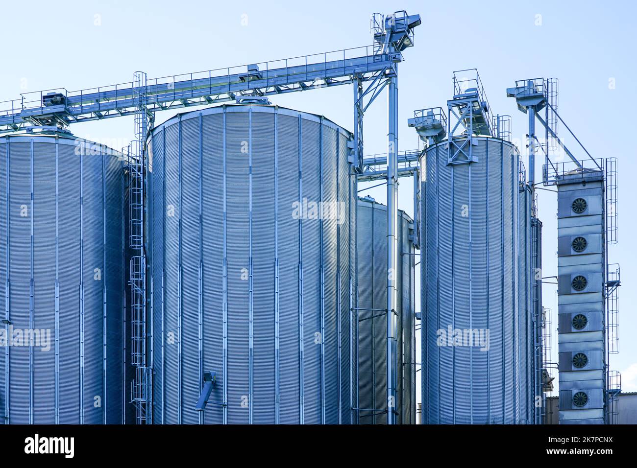 Agricultural silos, storage and drying of grains, wheat, corn, soy ...