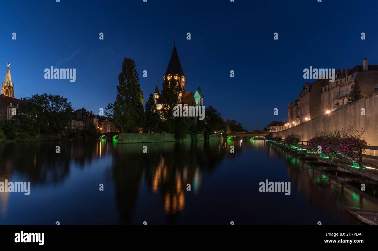 Metz france cathedral view historical hi-res stock photography and ...