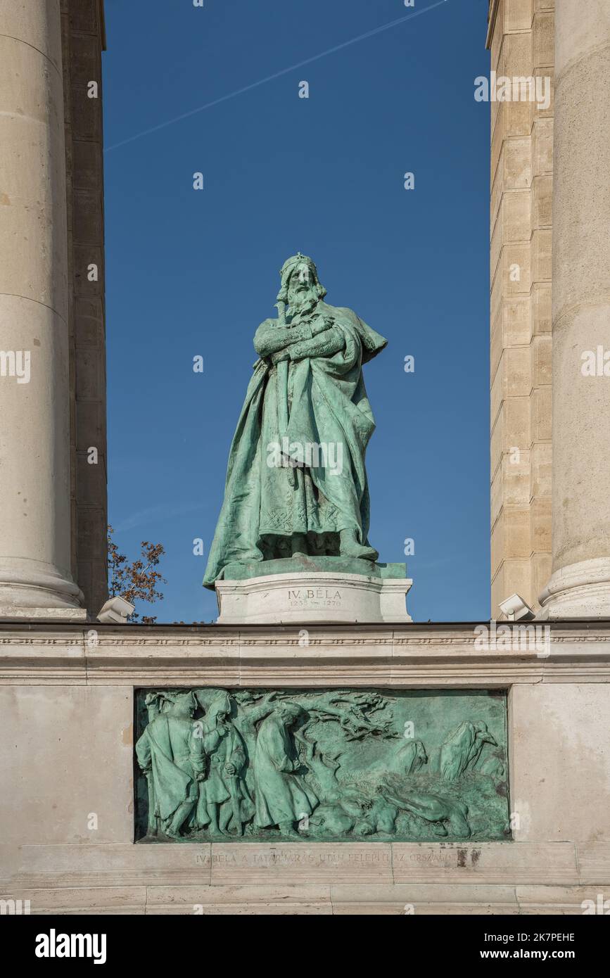 Bela IV of Hungary Statue in the Millennium Monument at Heroes Square ...