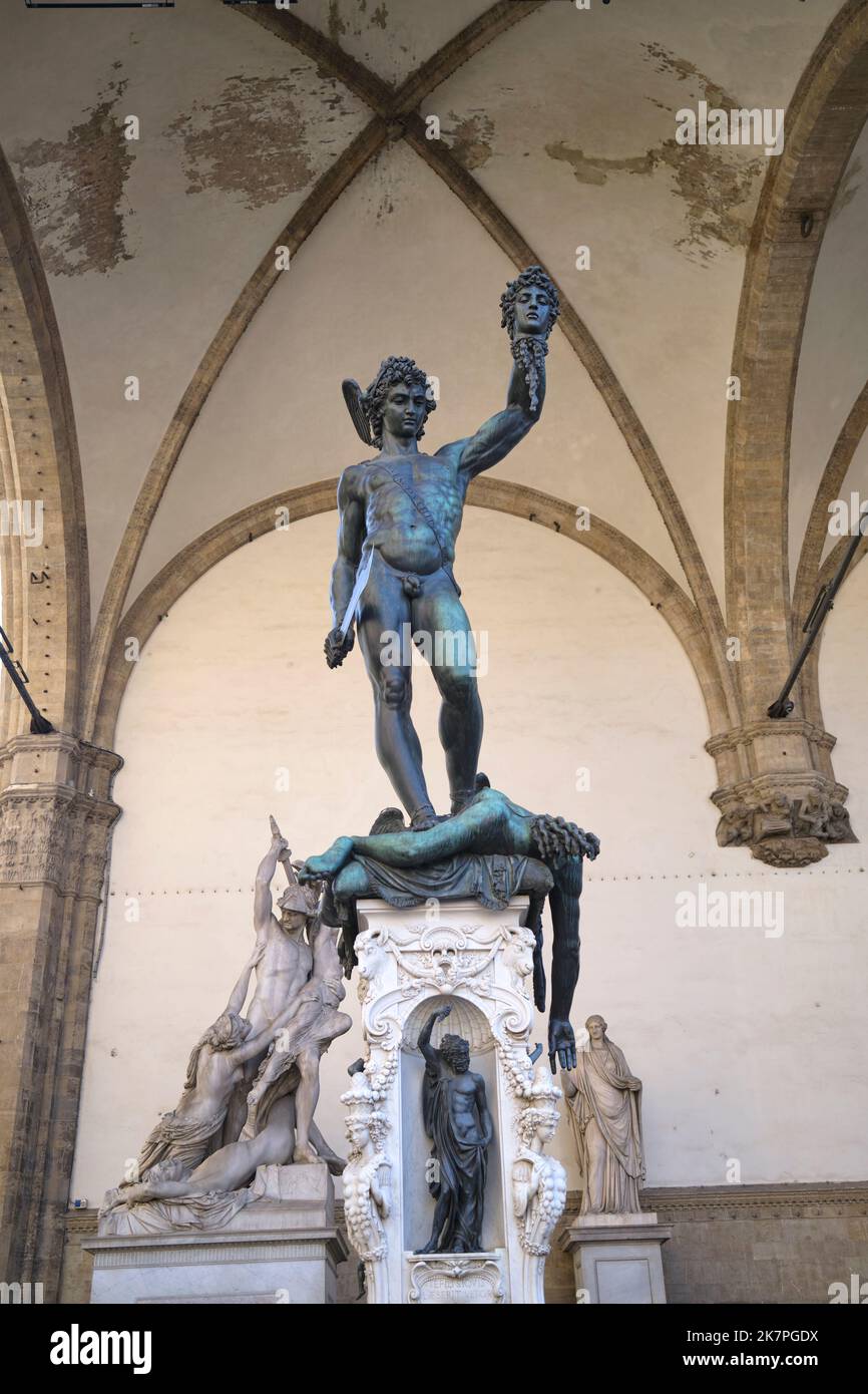 Perseus with the head of Medusa by Benvenuto Cellini in the Loggia dei ...