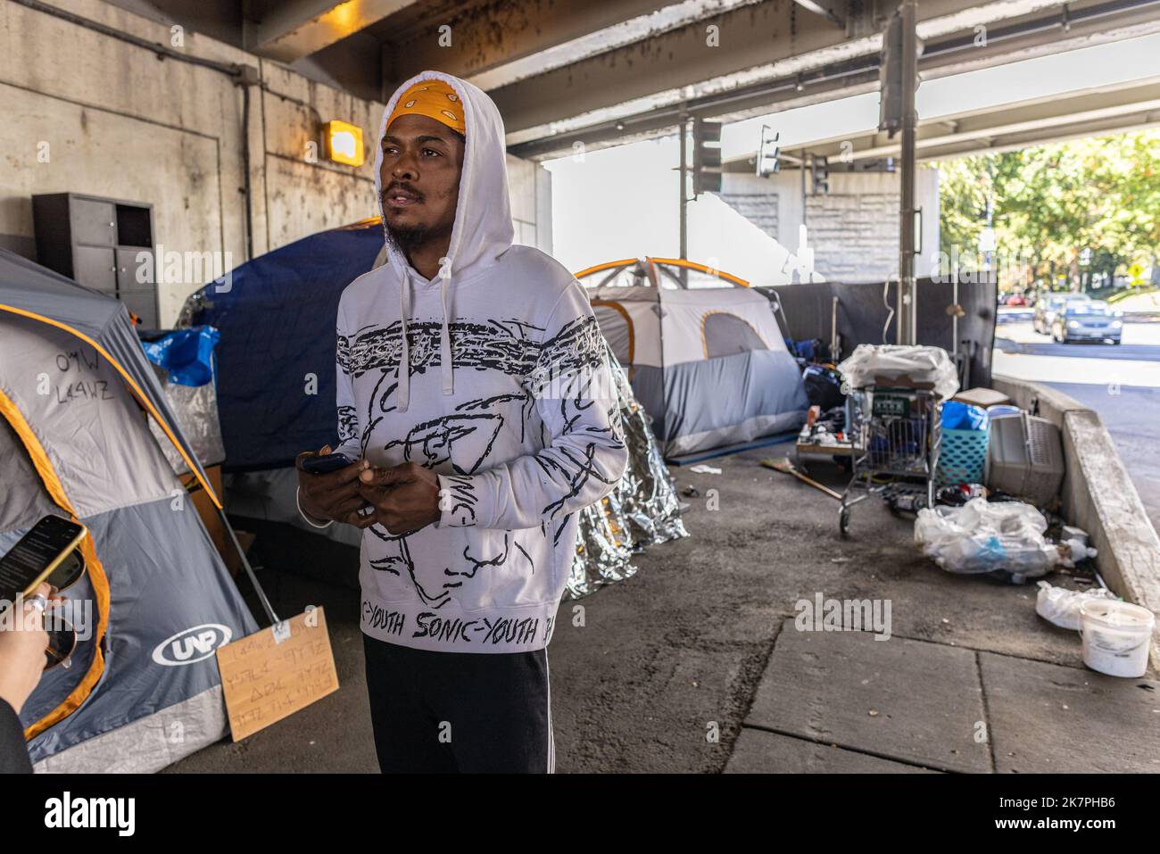 Homeless encampment us hi-res stock photography and images - Alamy
