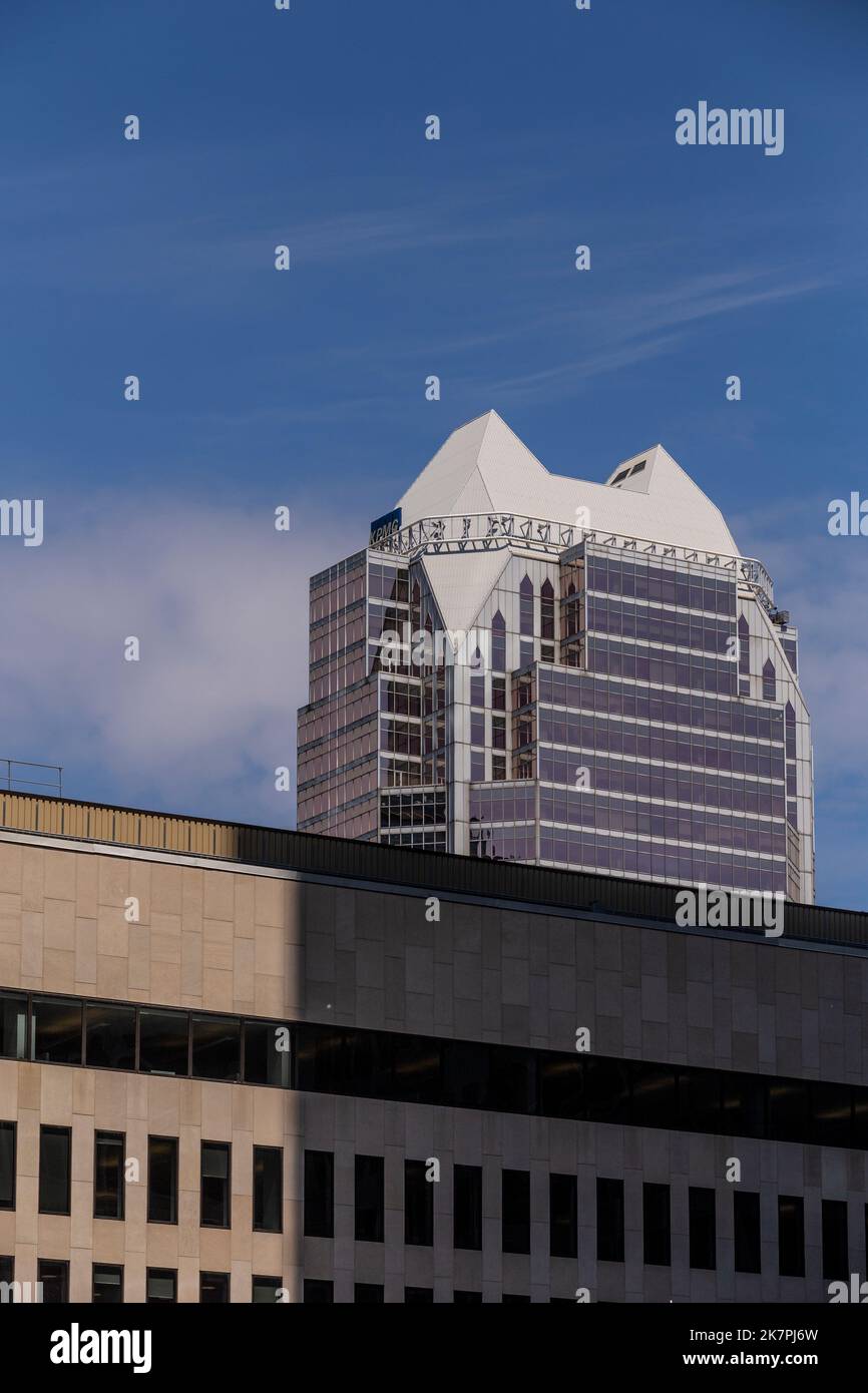 An office block in downtown Montreal, Quebec, Canada Stock Photo - Alamy