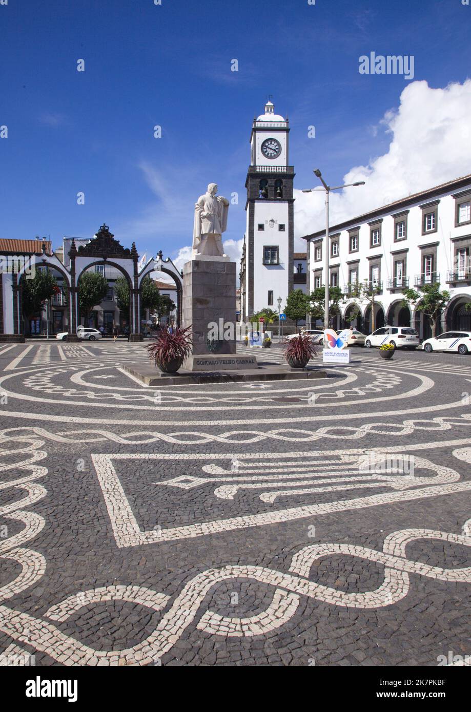 Praca gonzalo velho cabral hi-res stock photography and images - Alamy