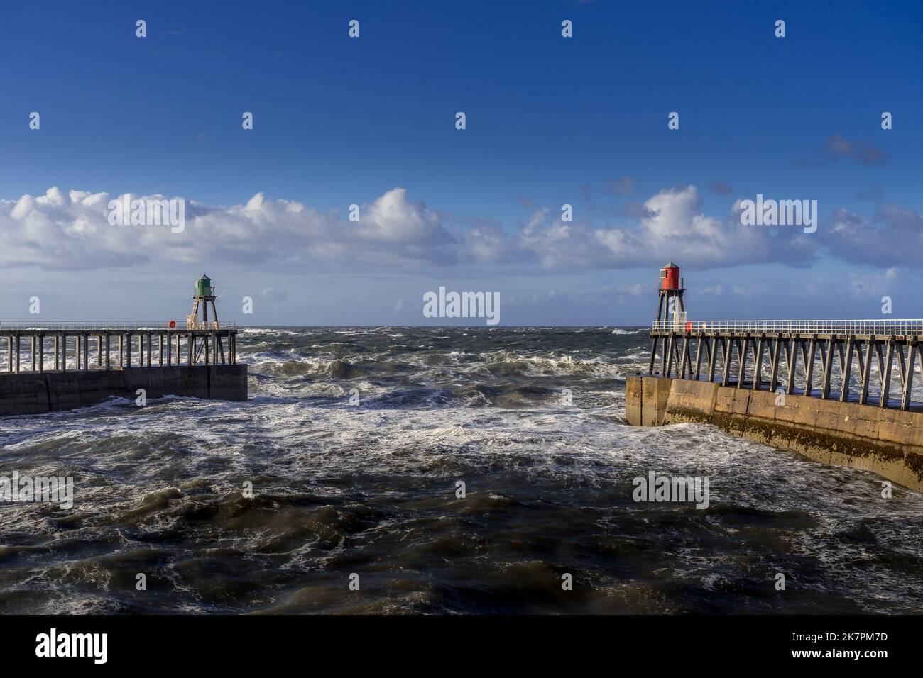 Whitby west pier beacon hi-res stock photography and images - Alamy