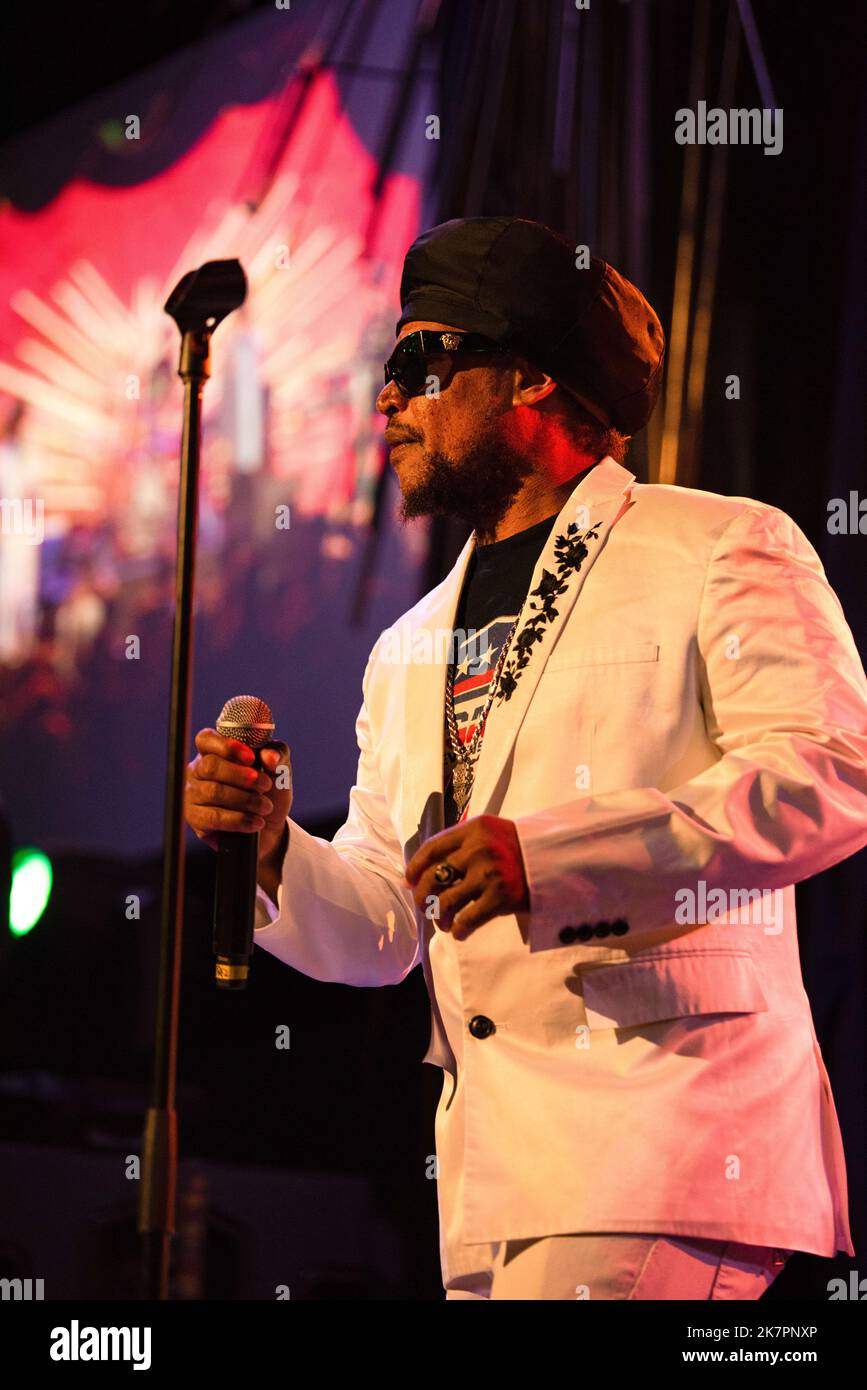 Black uhuru band hi-res stock photography and images - Alamy