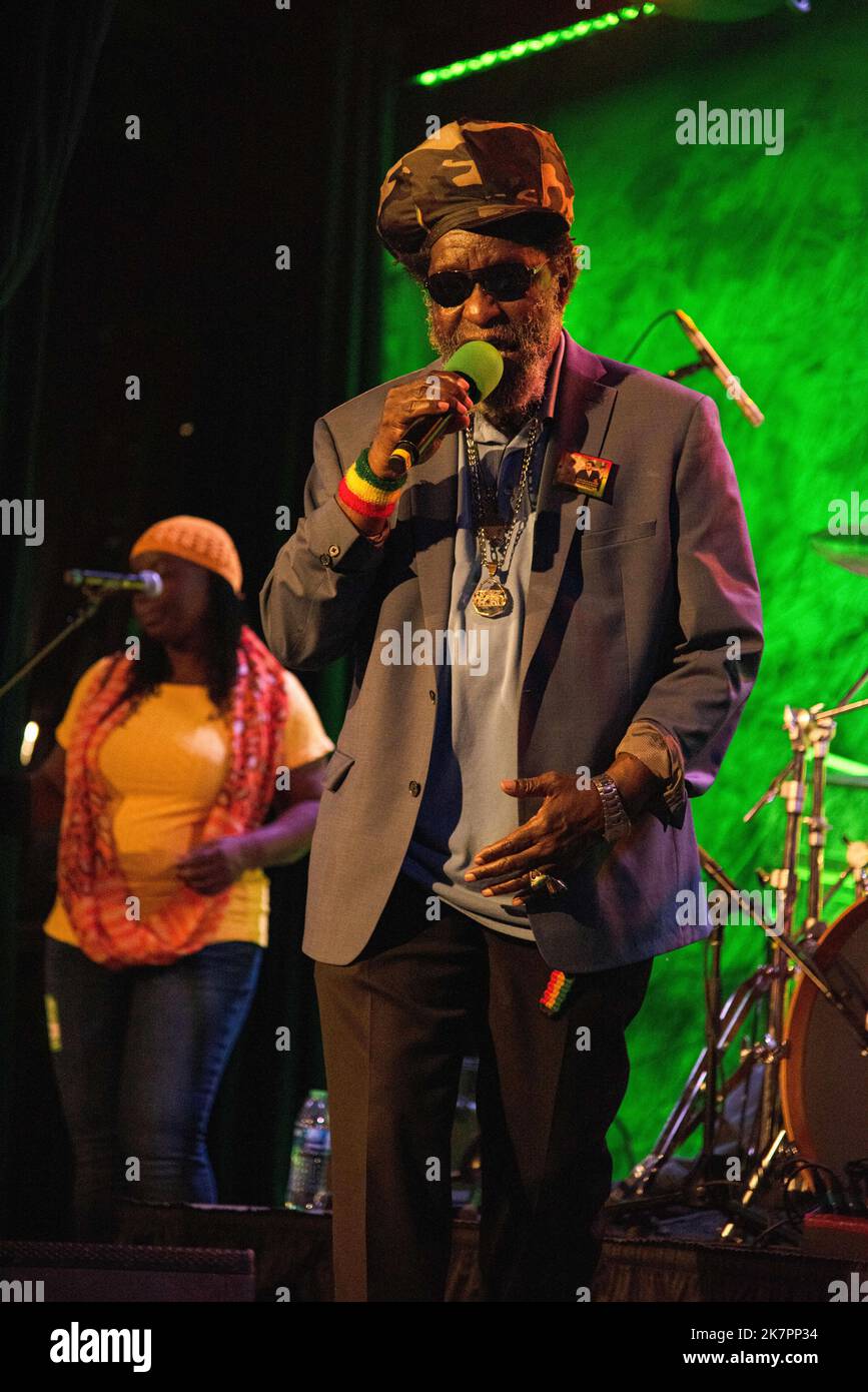 Black uhuru band hi-res stock photography and images - Alamy