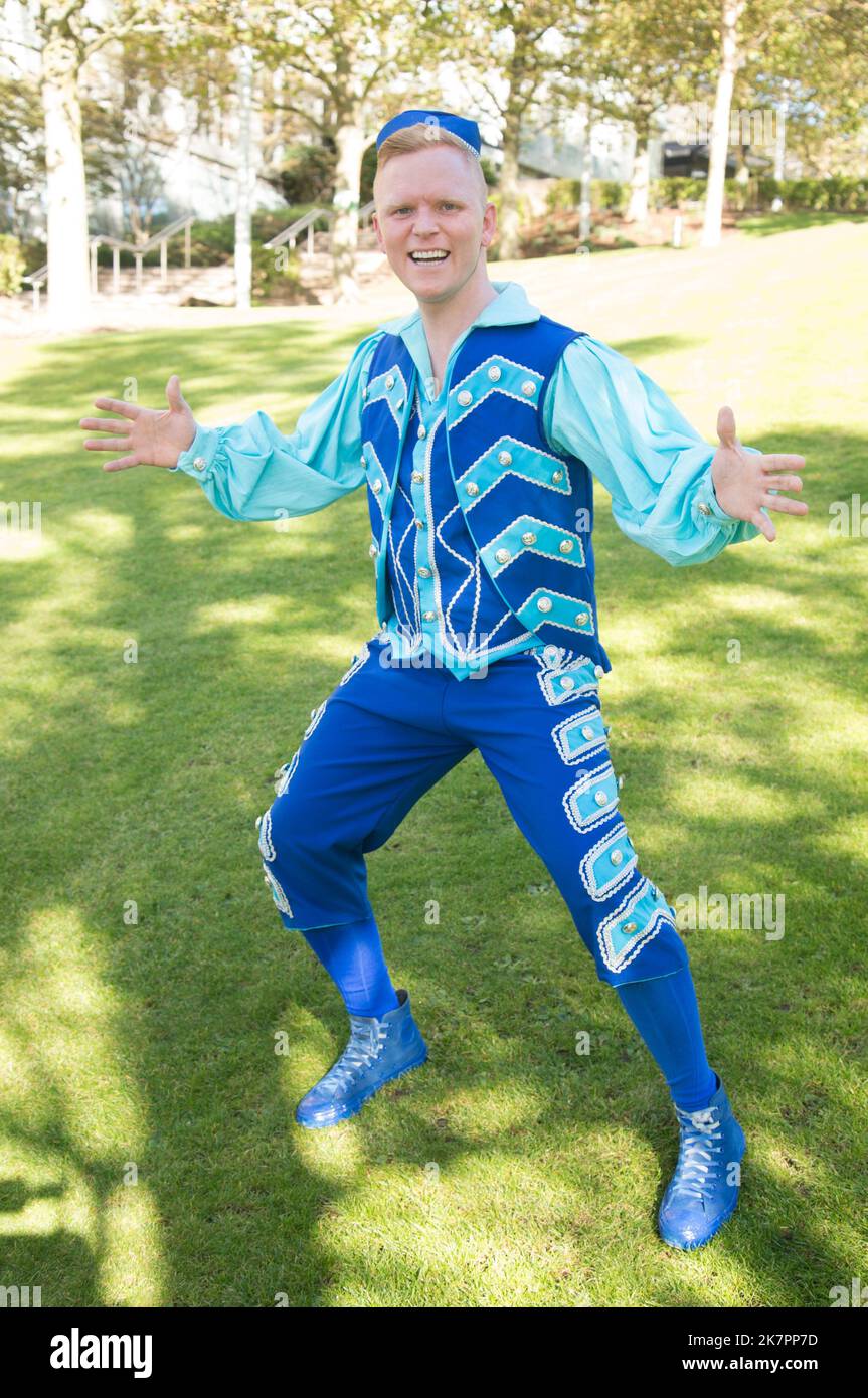 Lewis Devine, All star cast in sumptuous costumes at the Hilton Hotel ...
