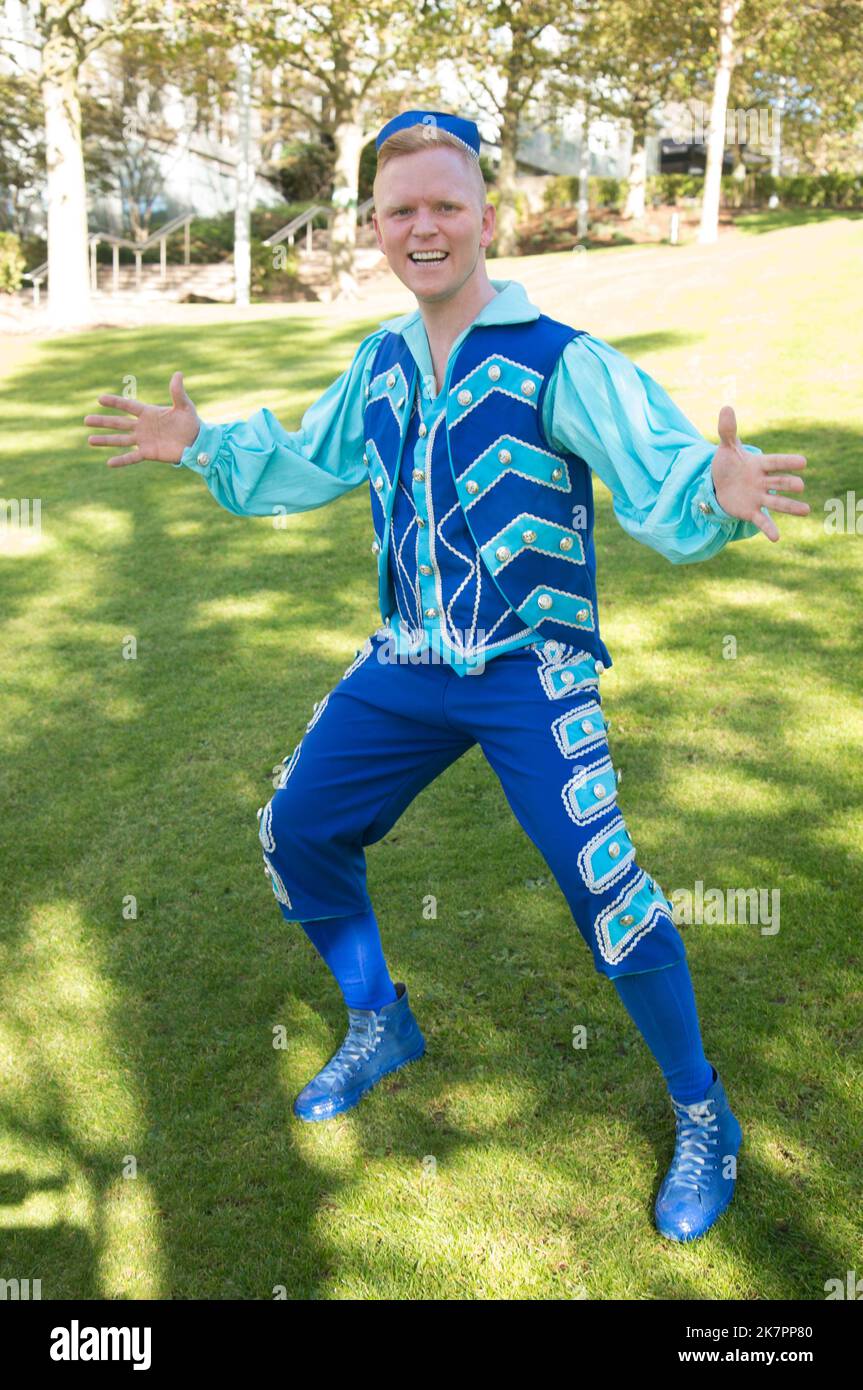 Lewis Devine, All star cast in sumptuous costumes at the Hilton Hotel ...