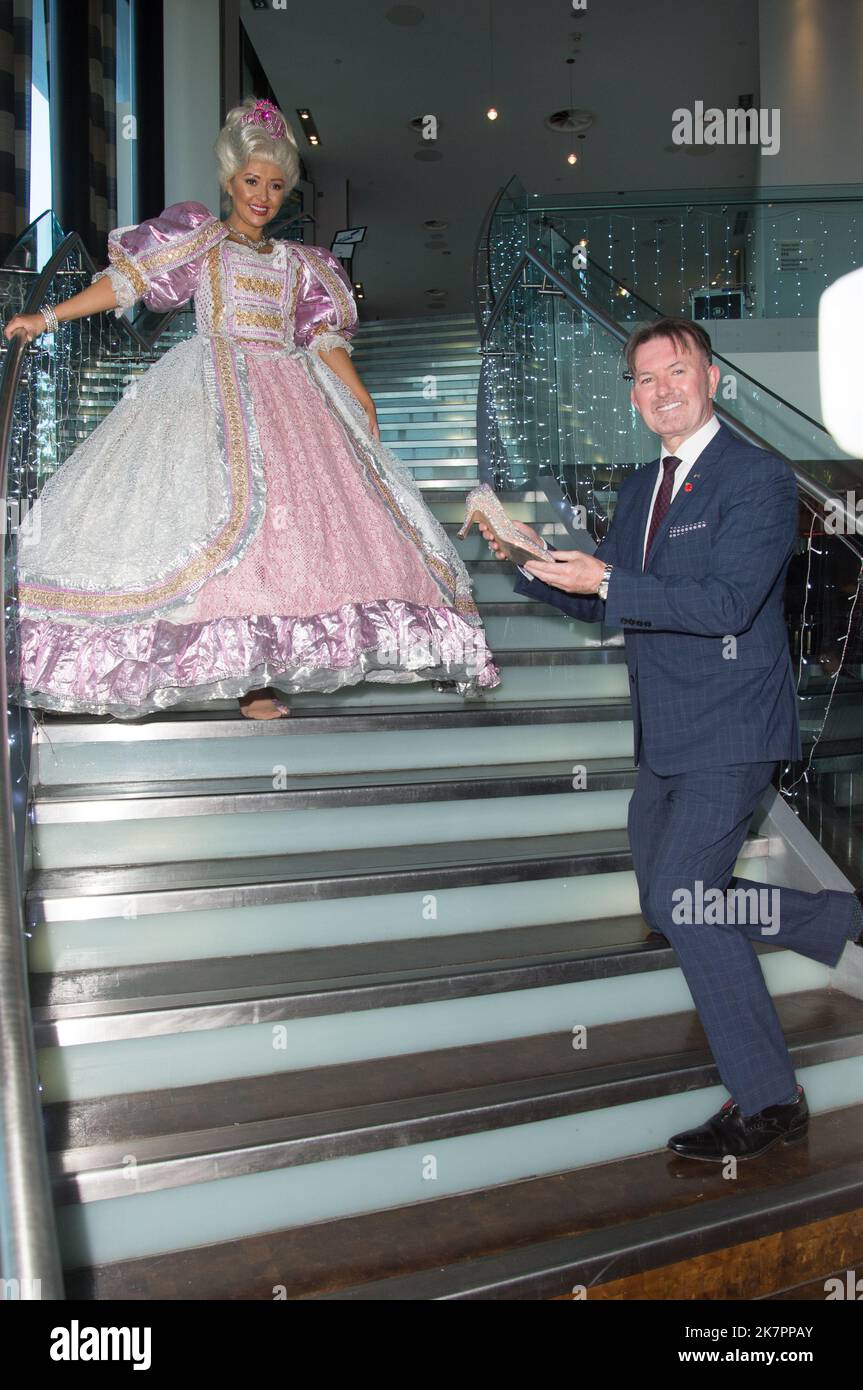 Kimberley Hart-Simpson, All star cast in sumptuous costumes at the ...