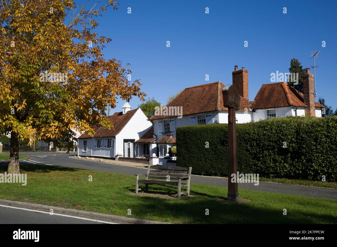 Matching tye hi-res stock photography and images - Alamy