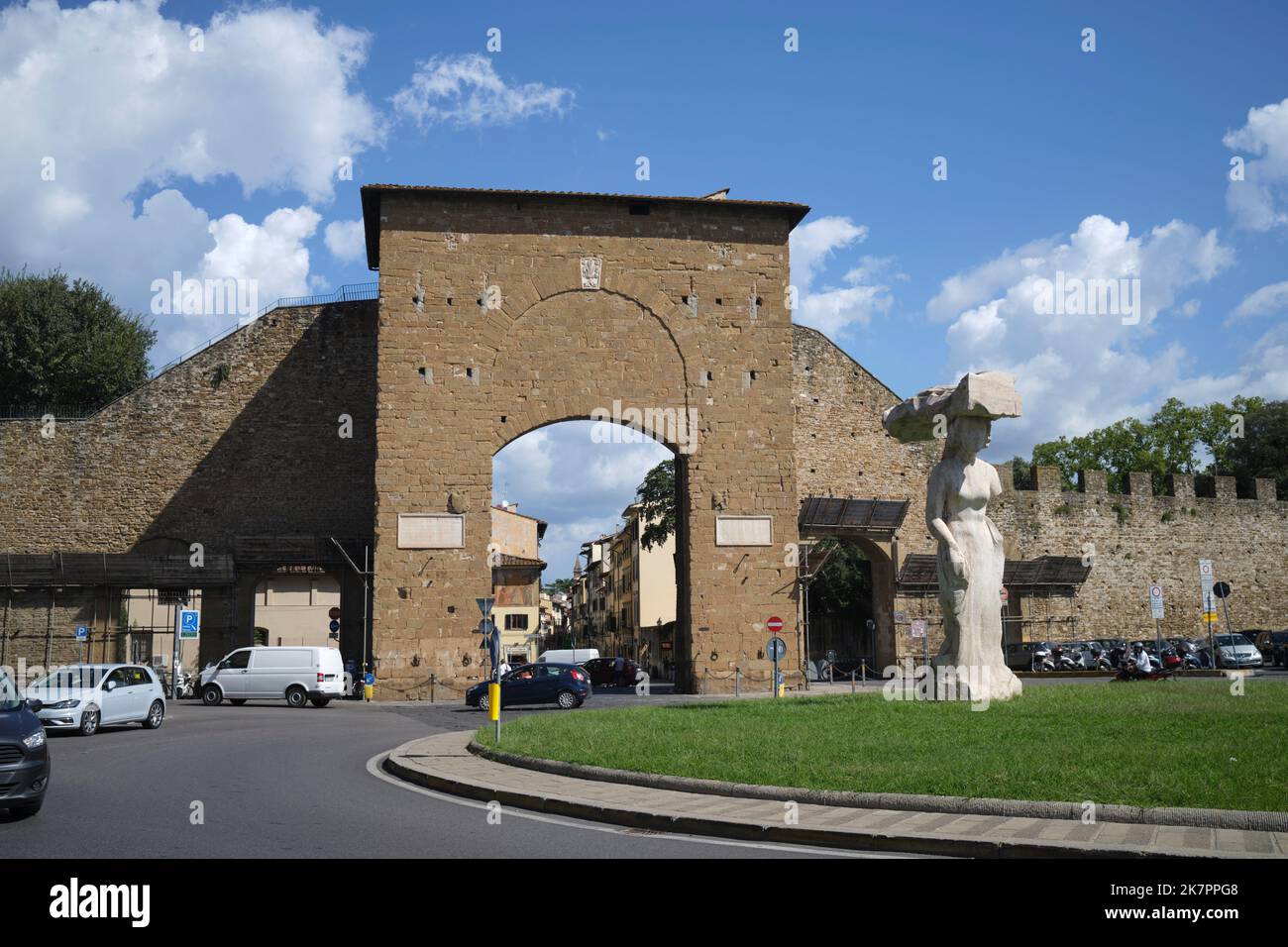 Porta Romana Gate with the sculpture Dietrofront by Pistoletto Piazzale ...