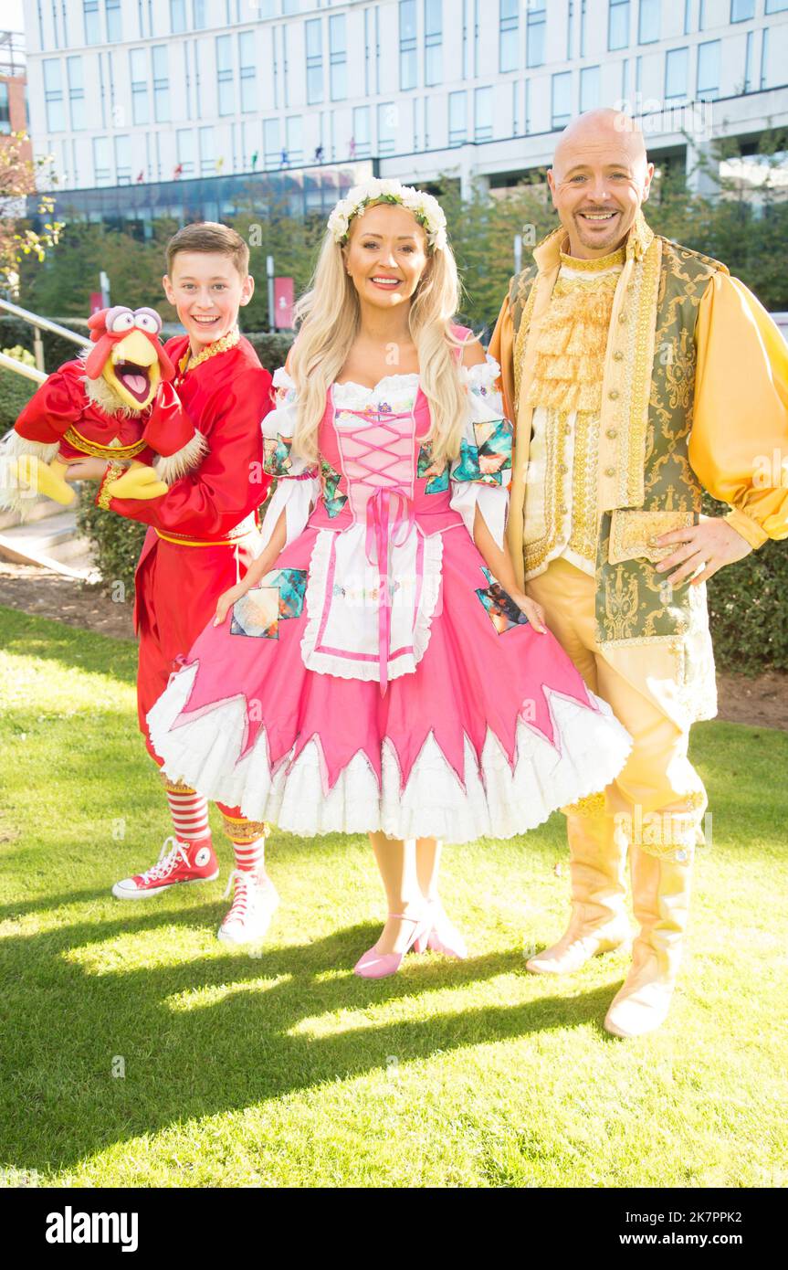 Jamie Leahey and Chuck, Kimberley Hart-Simpson, Jon Courtenay, All star ...