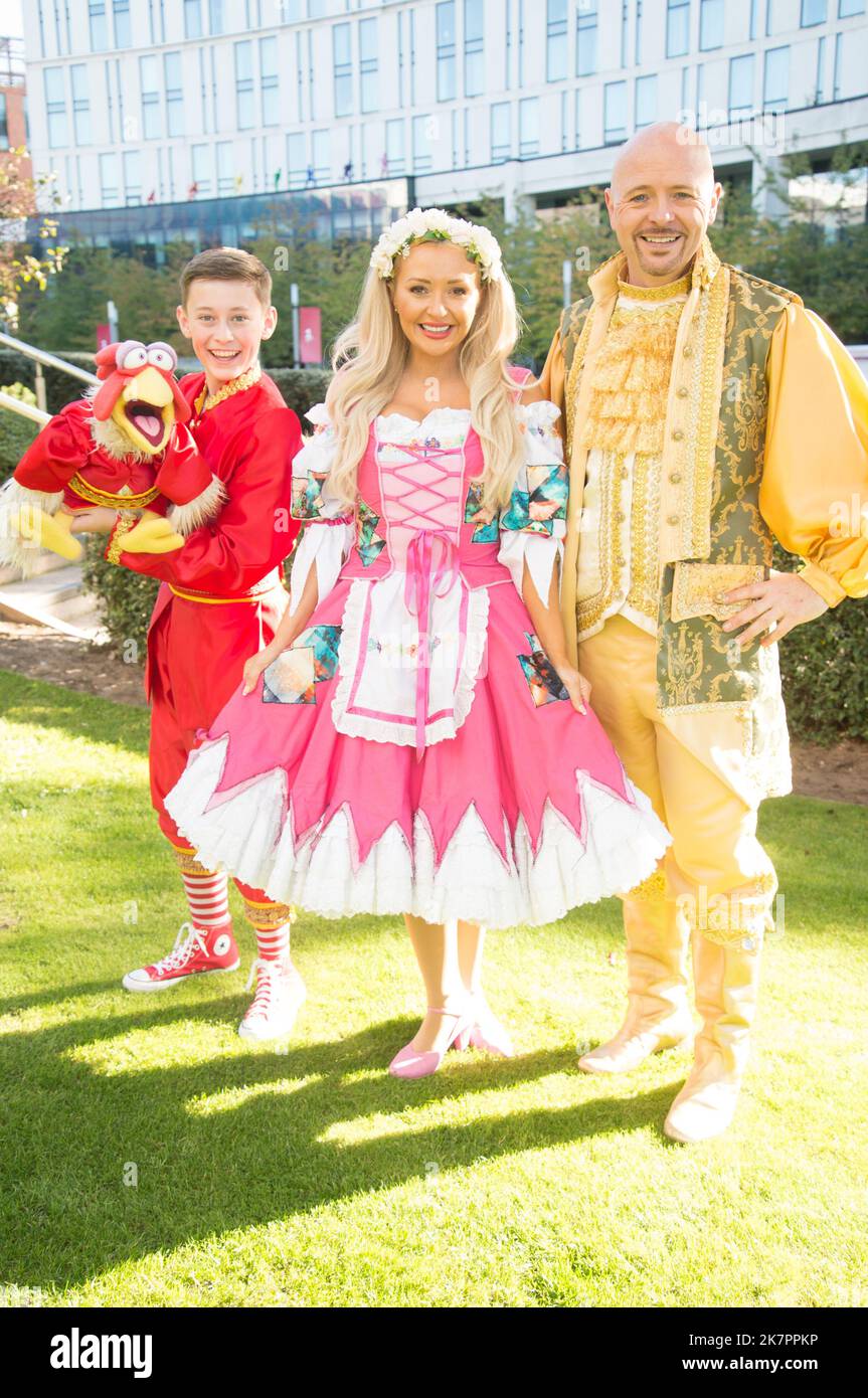 Jamie Leahey and Chuck, Kimberley Hart-Simpson, Jon Courtenay, All star ...