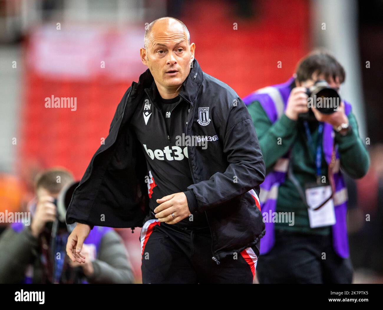 Stoke, Staffordshire, UK. 18th October 2022; Bet365 Stadium, Stoke ...