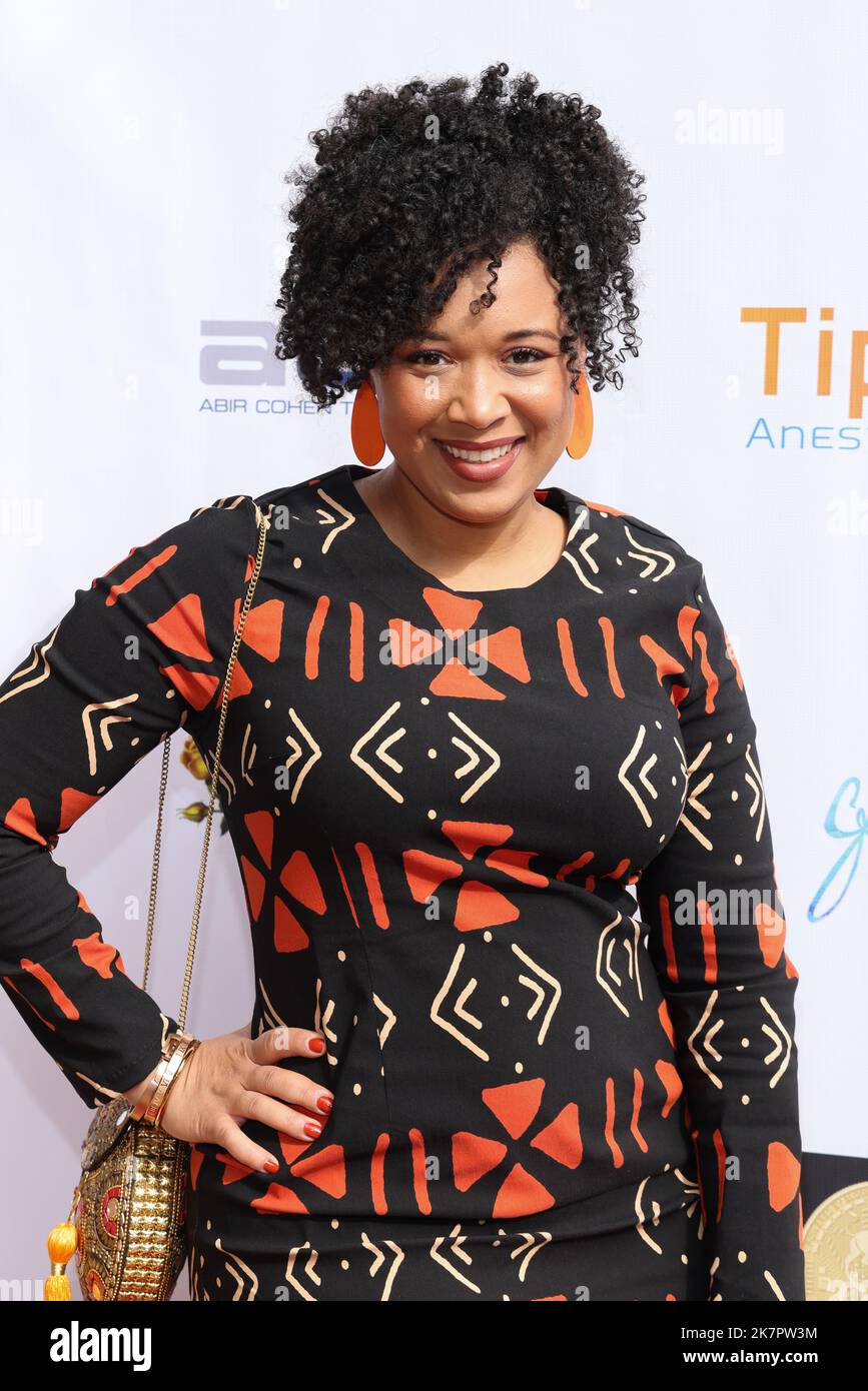 Beverly Hills, California, USA. 16th October, 2022. Casey Ferrand McGee ...